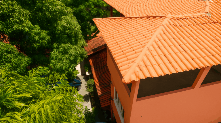 Tipos de telhados de casas: Escolha a forma ideal para seu projeto - Afort